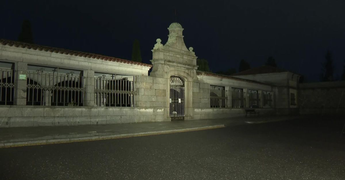 S044-AVILA ENCARNITA POLO CEMENTERIO