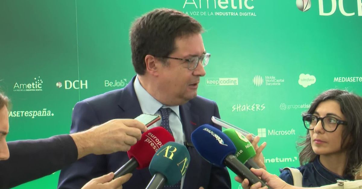 Óscar López exige a Ayuso que “se deje de exabruptos y de dedique a ...