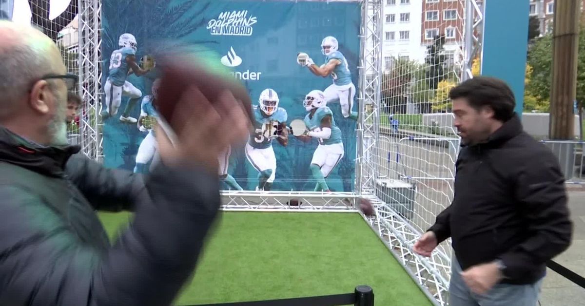 J048-MADRID FAN ZONE NFL